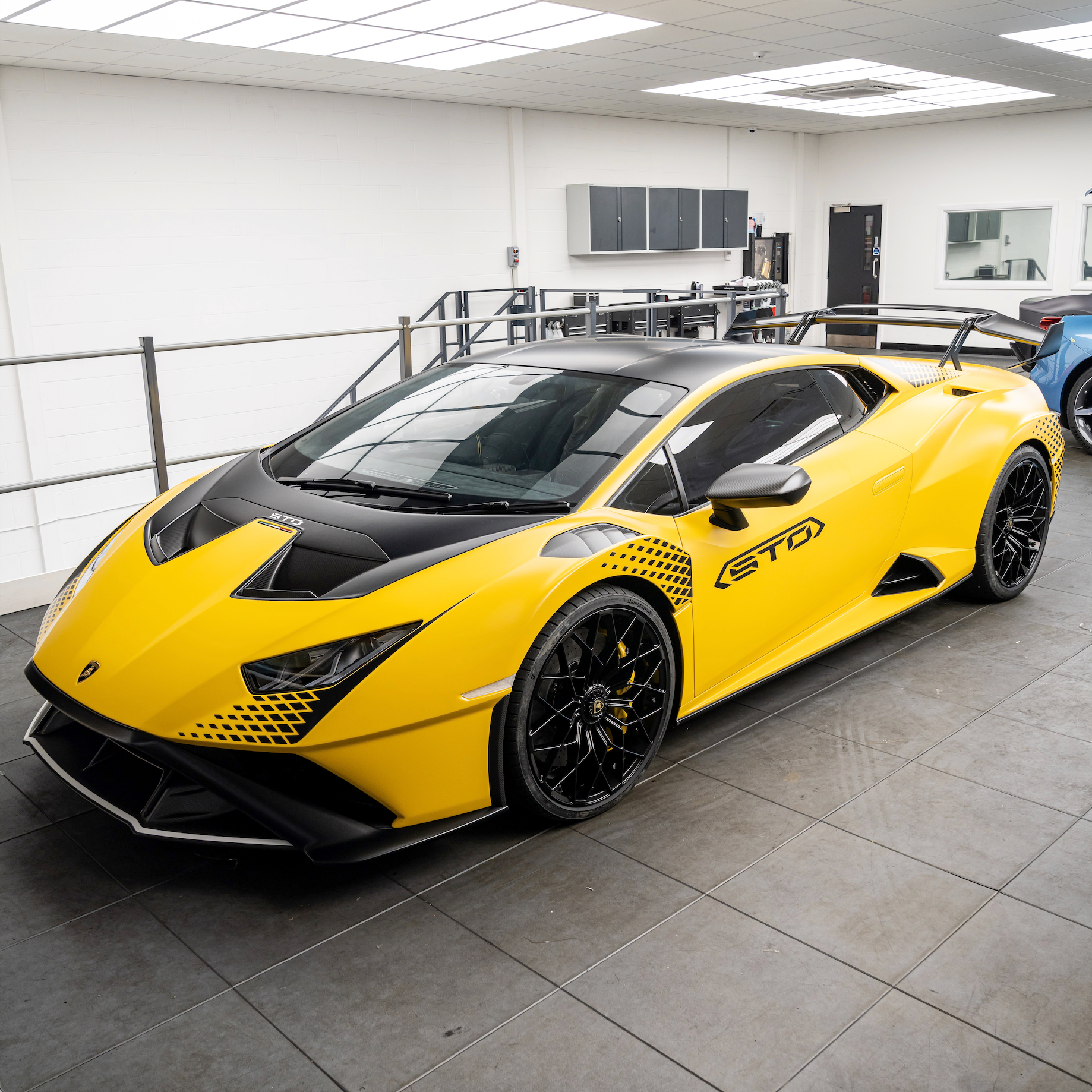 Lamborghini Hurac‚àö¬∞n STO Diamond Style Complete Car Decals ‚Äö√Ñ√ ...